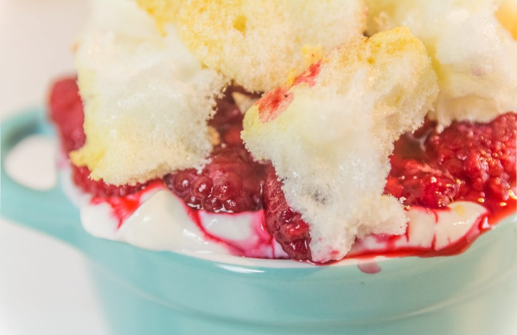 Slimming World Meringue Raspberry Fool - April Fool Syn Free Recipe ...